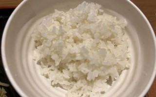 蒸糯米饭糯米要泡多久_蒸糯米最佳浸泡时间