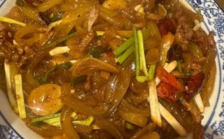 肉丝拉皮怎么做_肉丝拉皮需要焯水吗