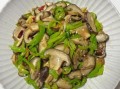 香菇炒什么菜好吃_家常搭配推荐