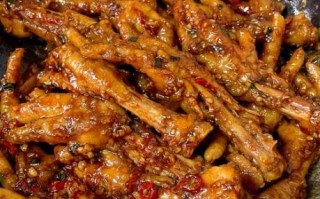 怎样焖鸡爪好吃_鸡爪怎么焖才入味