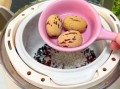 黑米红豆粥怎么做_黑米红豆粥需要泡多久
