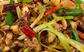 干炸鱿鱼须怎么做才酥脆_干炸鱿鱼须裹什么粉更脆