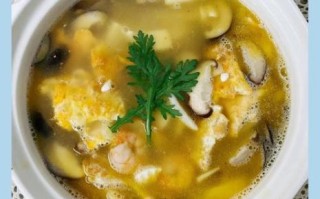 金针菇三鲜汤怎么做_金针菇三鲜汤的营养价值