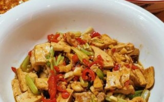 湖南菜有哪些特色_湖南菜图片为什么让人流口水