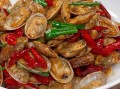 香辣花甲怎么炒才好吃_花甲去沙技巧