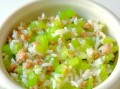 莴笋炒肉盖饭怎么做_莴笋炒肉盖饭热量高吗