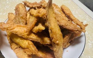 怎么干炸小黄花鱼不碎_小黄花鱼酥脆窍门