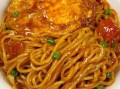 鸡蛋炸酱面酱料怎么熬_炸酱面鸡蛋酱做法