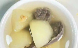 猪肺汤怎么做止咳润肺_猪肺汤止咳润肺的做法