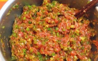 芹菜猪肉馅怎么调才好吃_芹菜猪肉馅饺子比例是多少