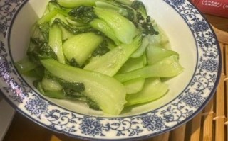 肉丝拉皮怎么做好吃_肉丝拉皮热量高吗