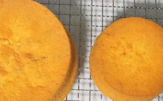 蛋糕怎么做不塌陷不回缩_蛋糕出炉后中间塌陷怎么办