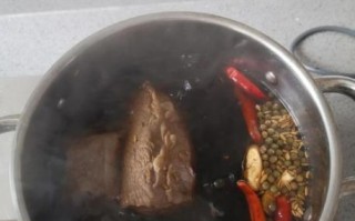 麻辣卤牛肉怎么做_麻辣卤牛肉的做法步骤