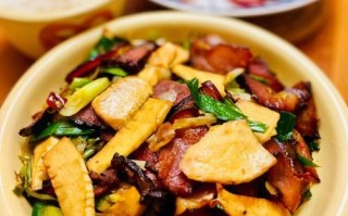冬笋炒腊肉怎么做_冬笋炒腊肉高清图片细节解析