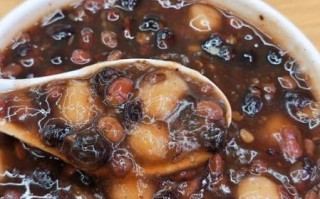 赤豆元宵的由来是什么_赤豆元宵和红豆汤圆区别