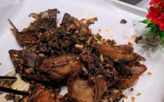 炸熟的鱼怎么做好吃_炸过的鱼二次加工方法
