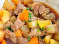 萝卜炖牛肉的家常做法_萝卜炖牛肉怎么做好吃又烂