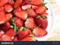 how_to_store_strawberries_fresh_longer_do_strawberries_need_washing
