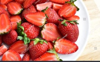 how_to_store_strawberries_fresh_longer_do_strawberries_need_washing