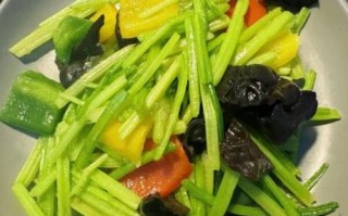 西芹怎么炒好吃又简单_西芹炒什么最下饭