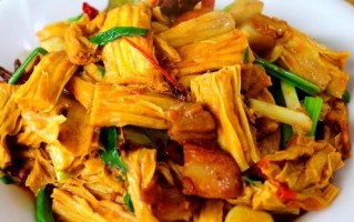 河南红烧腐竹怎么做_红烧腐竹要不要焯水