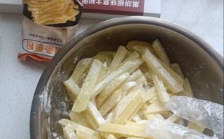 炸薯条冷冻的做法_冷冻薯条怎么炸才脆