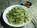蒸长豆角怎么蒸好吃_蒸长豆角需要焯水吗