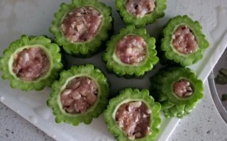 苦瓜酿肉蒸多久才熟_苦瓜酿肉要蒸多长时间 苦瓜酿肉蒸多久才熟_苦瓜酿肉要蒸多长时间