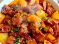 土豆炖牛腩怎么做才软烂入味_土豆炖牛腩的家常做法