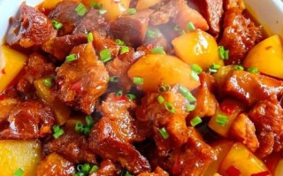 土豆炖牛腩怎么做才软烂入味_土豆炖牛腩的家常做法