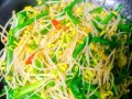 黄豆芽炒韭菜的功效_适合什么人吃