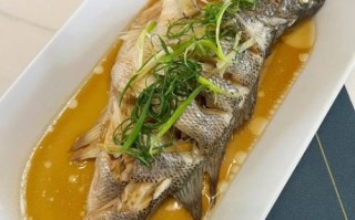 鱼的做法视频大全_清蒸鲈鱼怎么做