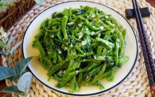 空心菜怎么炒才好吃_空心菜炒多久才脆
