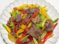 西芹炒牛肉怎么炒才嫩_西芹炒牛肉的家常做法