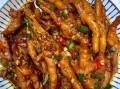 爆炒麻辣鸡爪怎么做_麻辣鸡爪焯水几分钟