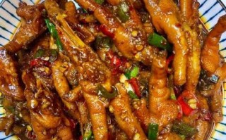 爆炒麻辣鸡爪怎么做_麻辣鸡爪焯水几分钟