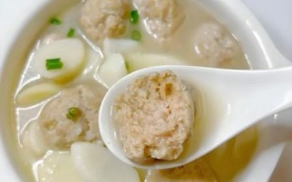 肉丸子汤怎么做不会散_为什么肉丸一煮就碎