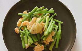 芦笋炒鸡蛋怎么做_芦笋炒鸡蛋需要焯水吗