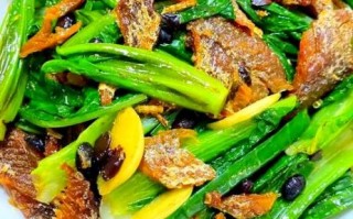 豆豉鲮鱼油麦菜怎么做_豆豉鲮鱼油麦菜热量高吗
