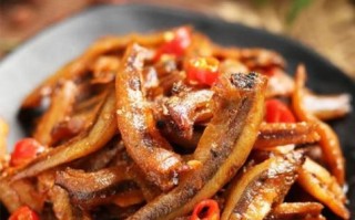 家常炒小鱼干怎么做好吃_小鱼干要不要先泡水