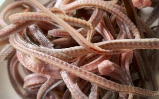 鳝鱼汤怎么做才好喝_鳝鱼汤去腥技巧