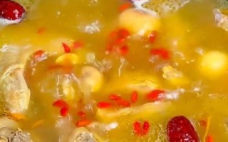 炖老母鸡怎么做_老母鸡炖多久才软烂