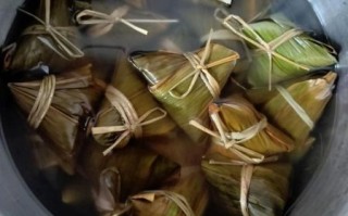 粽子怎么做软糯好吃_粽子糯米怎么煮才软糯