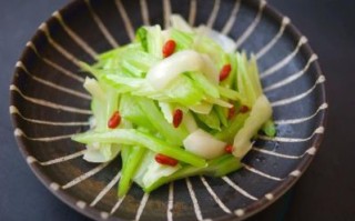 西芹凉拌怎么做好吃_西芹凉菜做法大全
