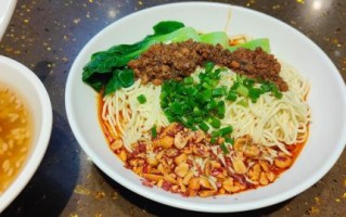 担担面怎么做_正宗四川担担面做法视频