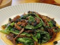 油麦菜炒豆豉鲮鱼怎么做_油麦菜炒豆豉鲮鱼热量高吗