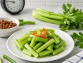 芹菜降血压怎么吃_芹菜减肥的正确做法
