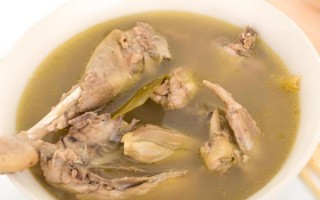 鸭子汤怎么炖好喝_鸭子汤去腥技巧