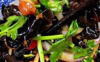 凉拌木耳能放冰箱过夜吗_过夜后还能吃吗