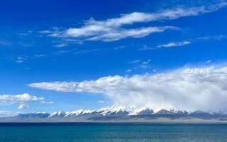 哈拉湖在哪里_哈拉湖旅游最佳时间